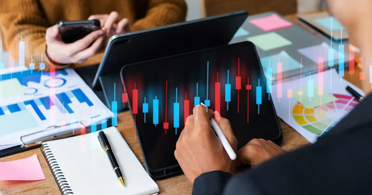 What is Copy Trading? | Copy Trading Advantages - Inveslo